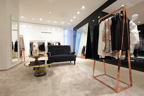 KaDeWe - более 100 лет безупречного вкуса.